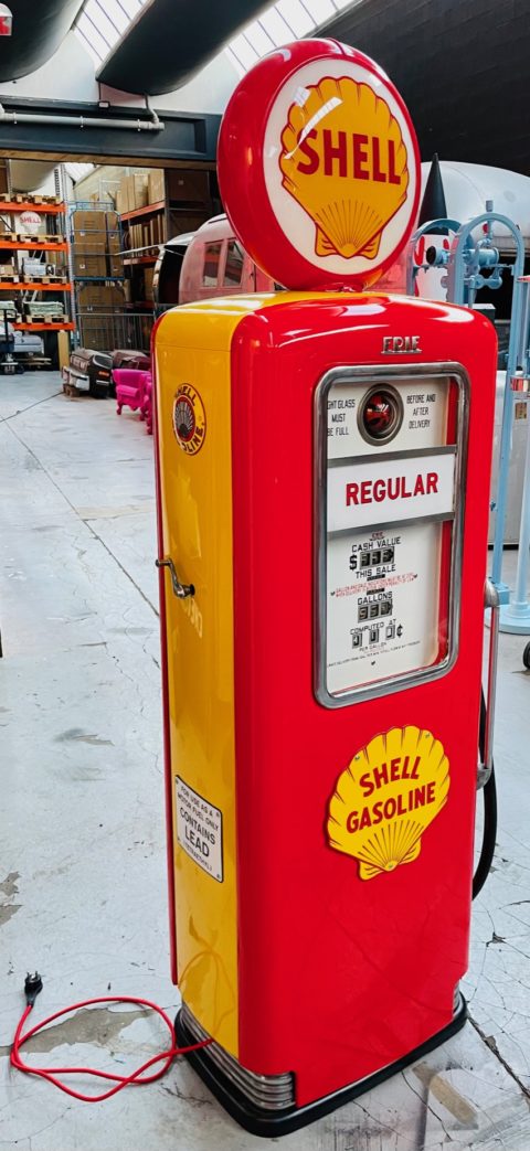Shell Erie model 991 restored gas pump from 1947